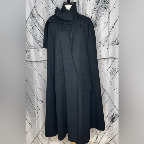 Cest Simone | Jackets & Coats | Vintage Cest Simone Black Wool Cape ...